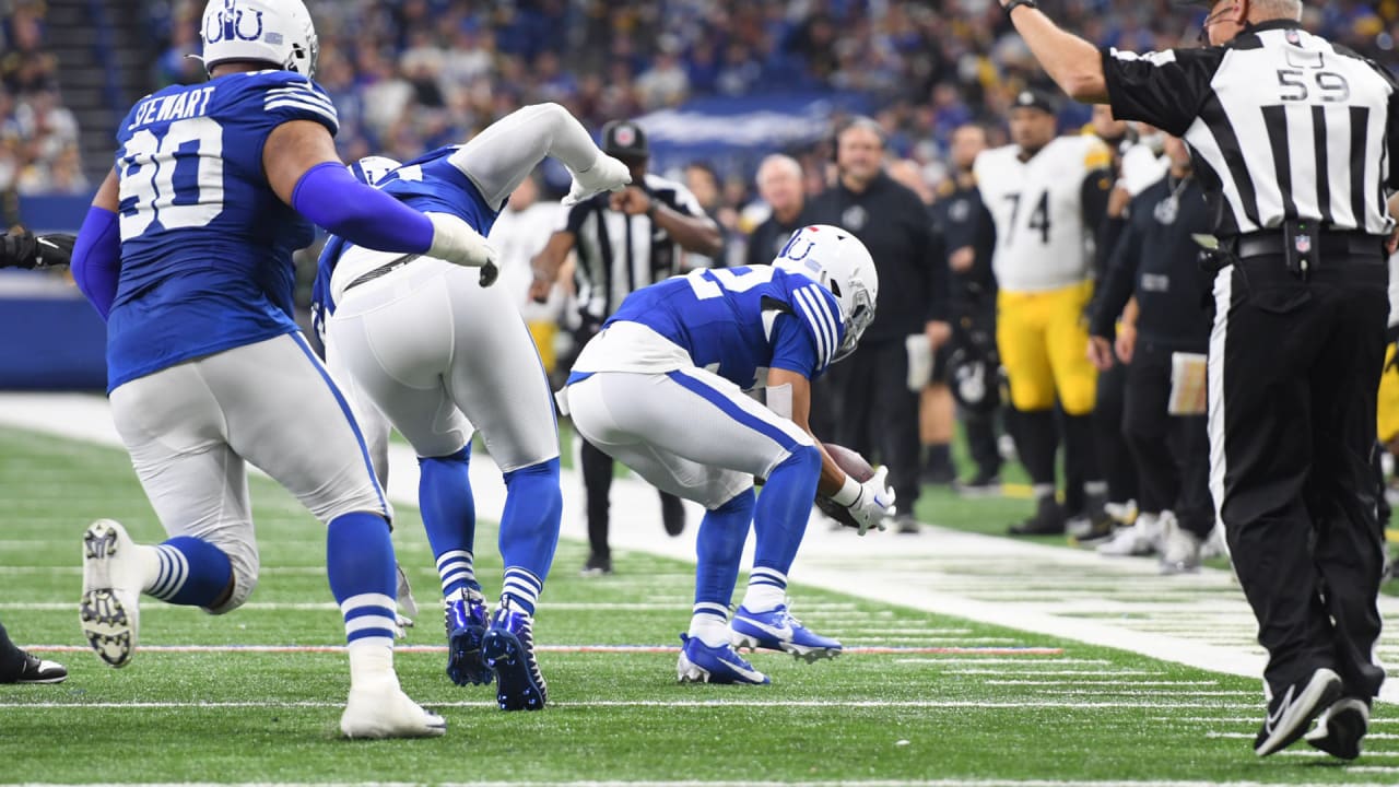 HIGHLIGHT | Julian Blackmon recovers Najee Harris' fumble, setting ...
