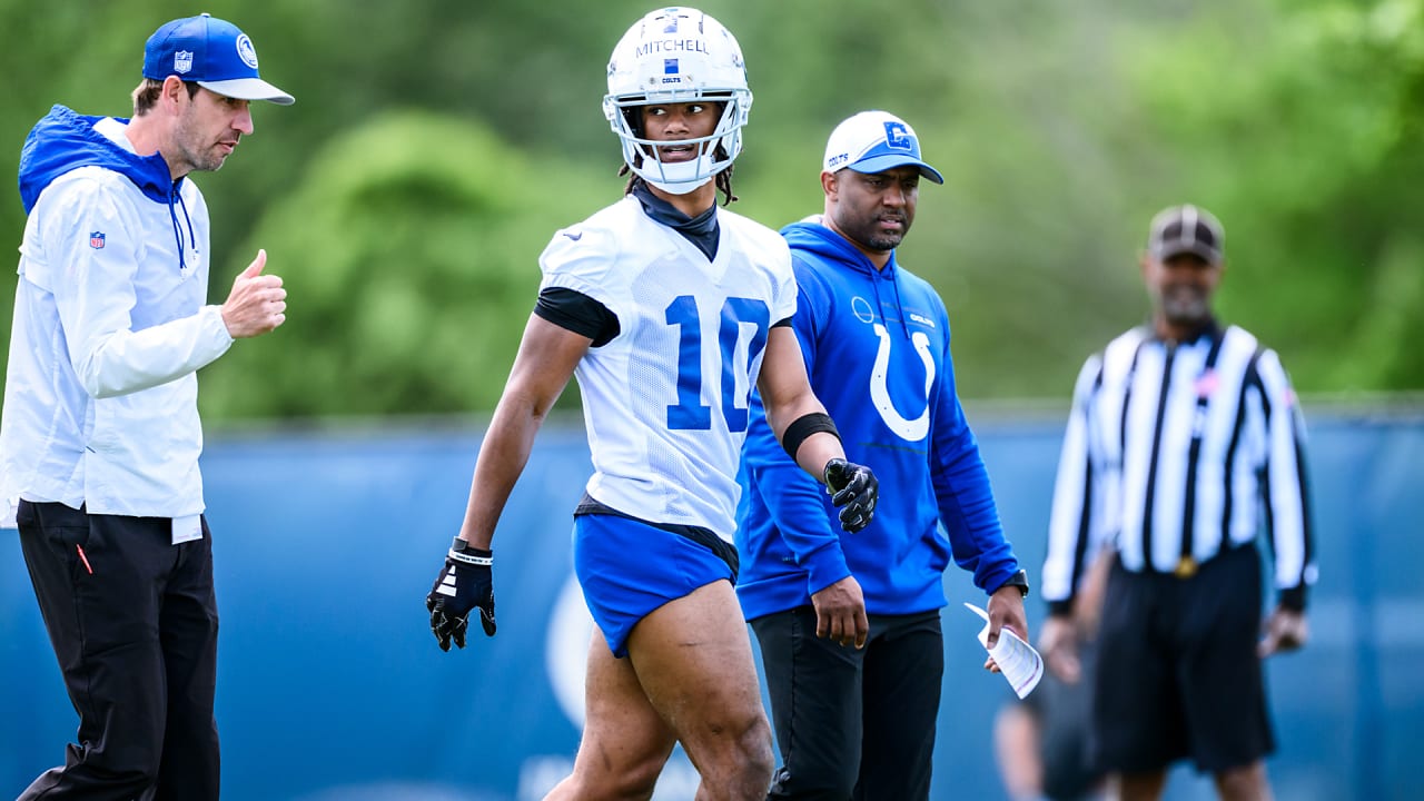 Colts encouraged by first look at Laiatu Latu, Adonai Mitchell, 2024 ...