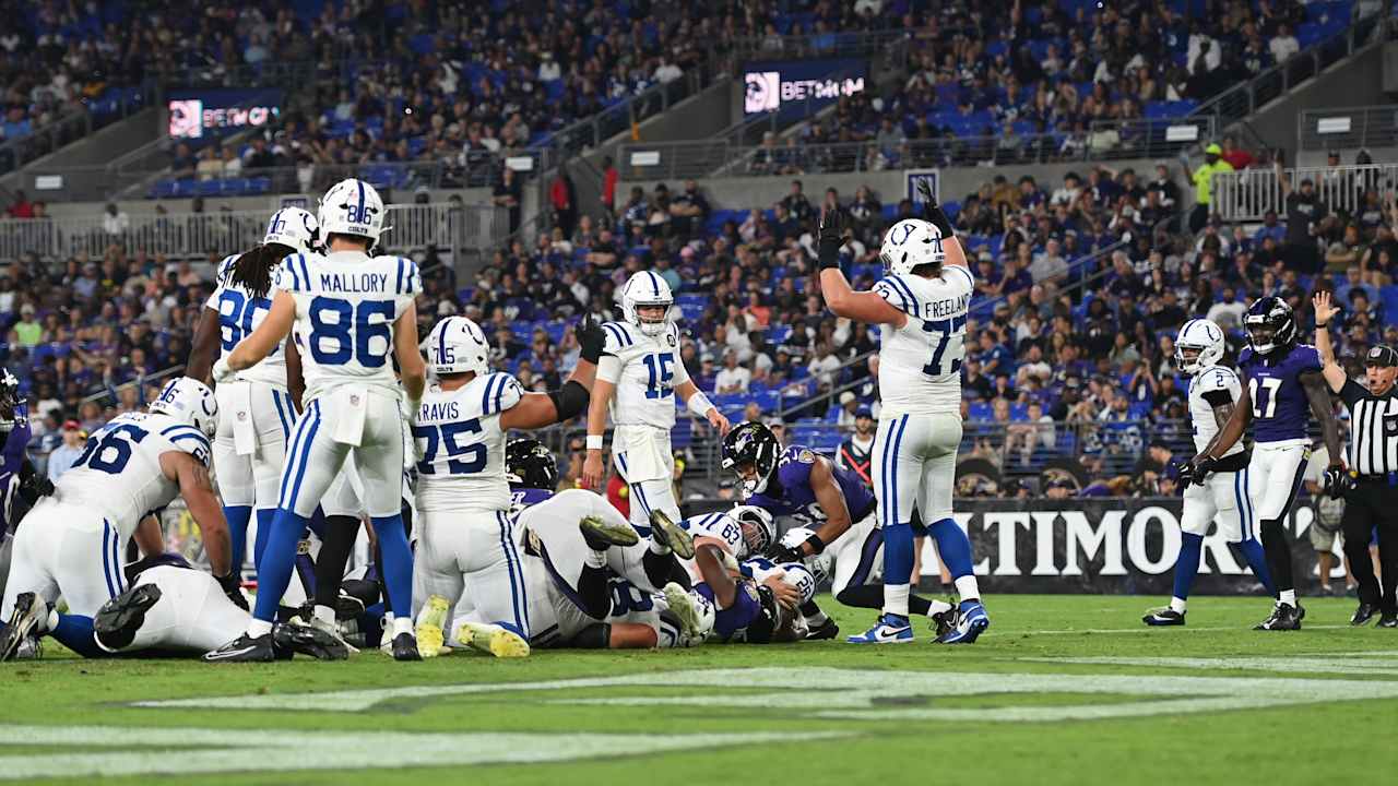 HIGHLIGHT | Khalil Herbert breaks the plane for the Colts first TD of ...