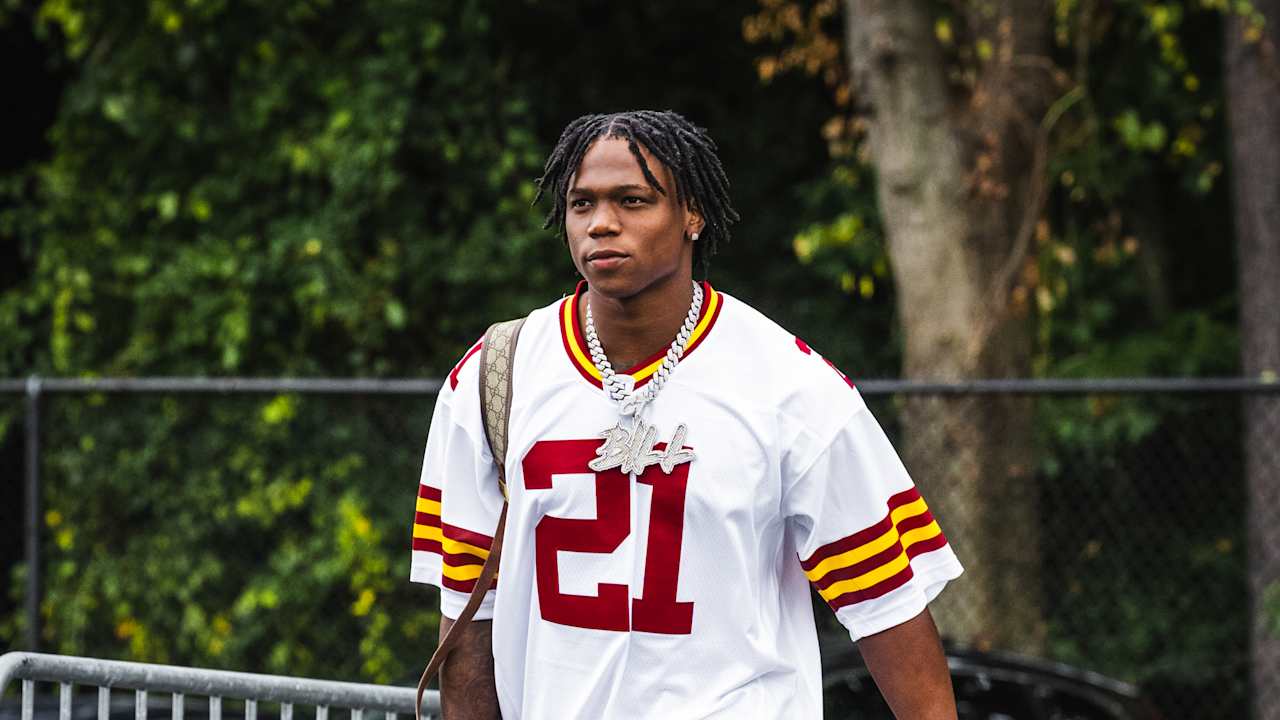 PHOTOS | Commanders vs. Raiders, Week 3 arrivals