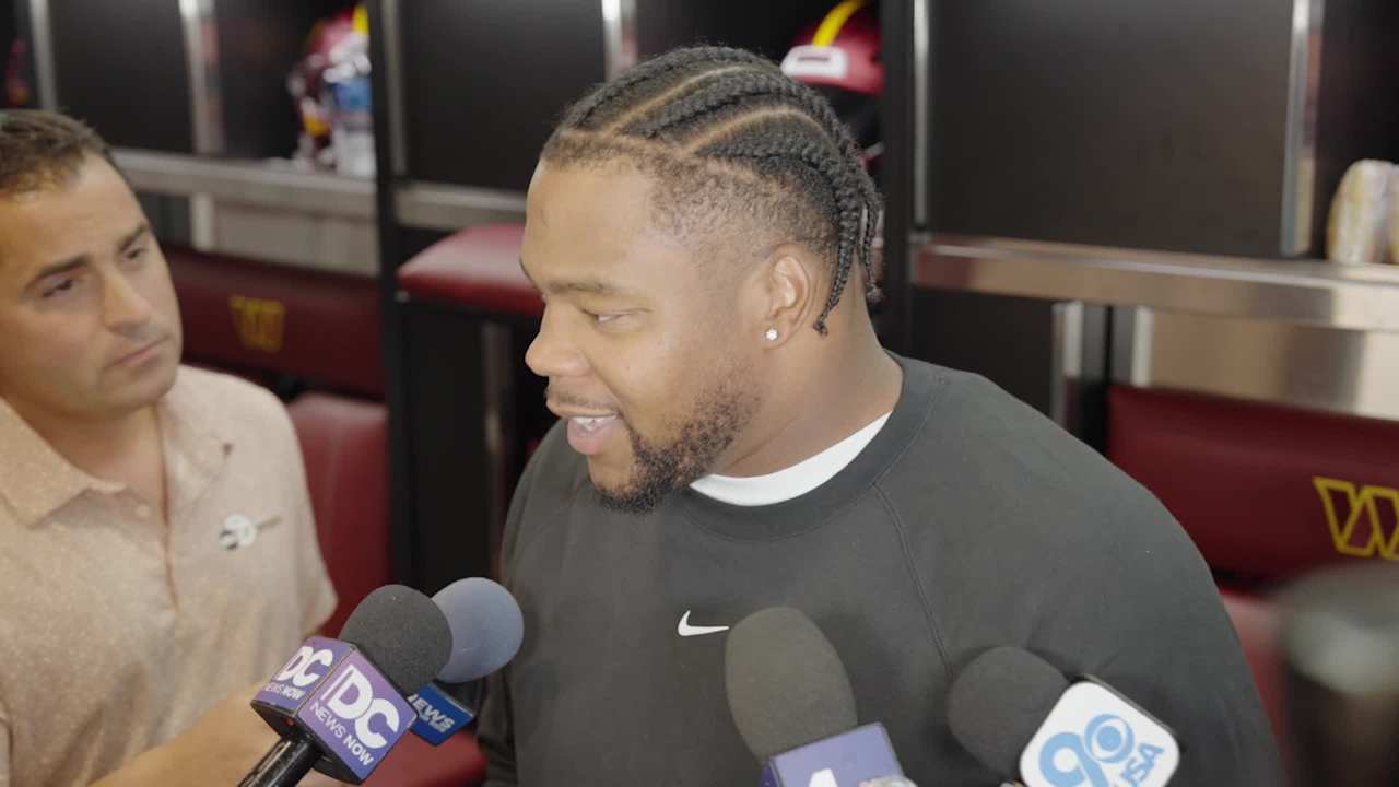 Inside the locker room | DT Daron Payne