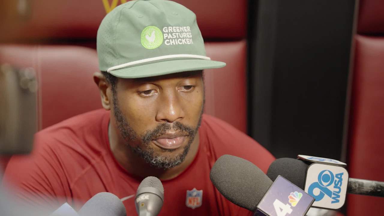 Inside the locker room | OLB Von Miller