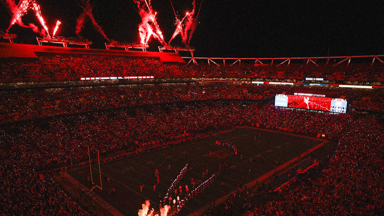 Commanders cast new light on in-game entertainment, fan experience at ...
