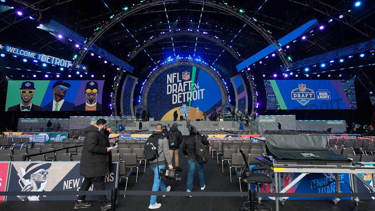 Full history of the 29th overall pick in the NFL Draft