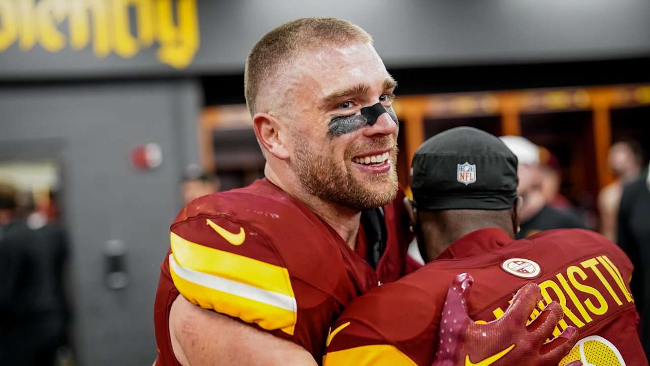 'We're built for the spotlight': Commanders celebrate earning playoff ...