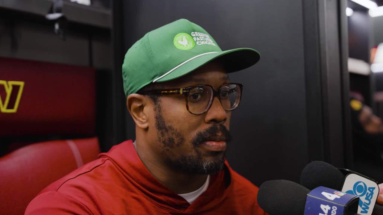 Inside the locker room | OLB Von Miller