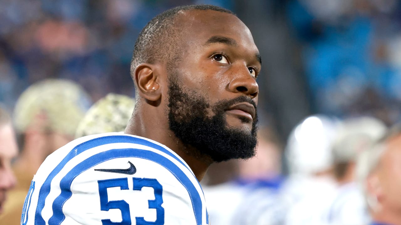 Shaq Leonard firmará con los Eagles en la Semana 14