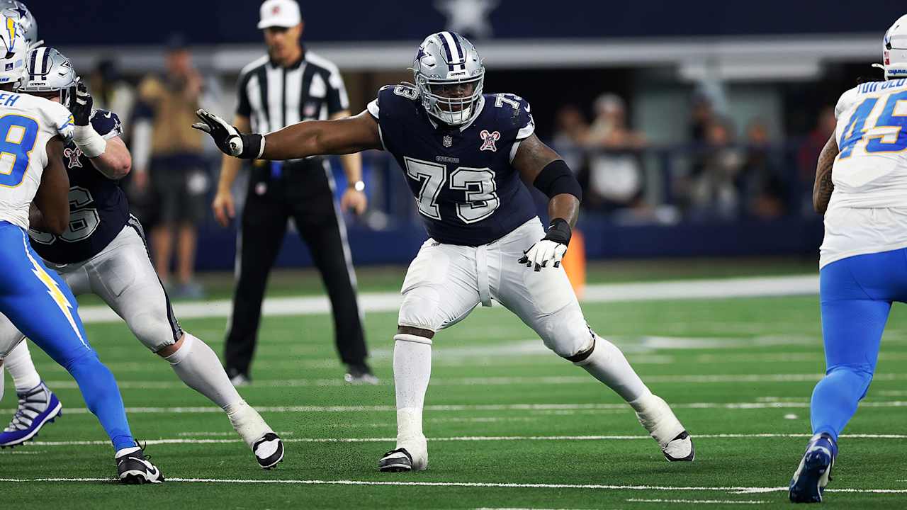 Tyler Smith to start at left tackle for the remainder of 2025 season