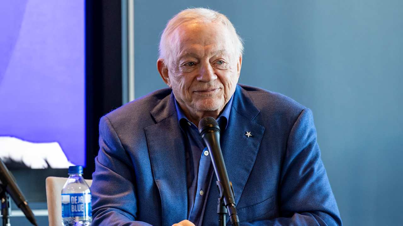 Jerry Jones gives specific details on holdups in Micah Parsons negotiations