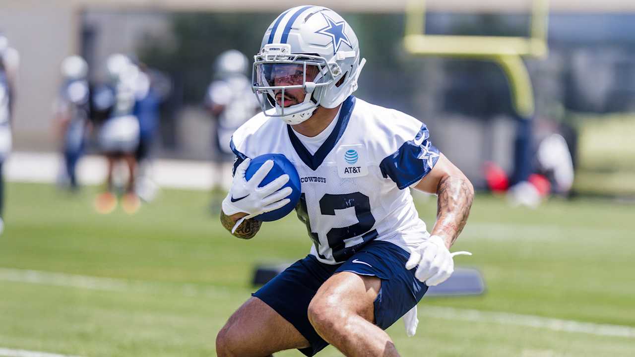 Deuce Vaughn, Conor Riley reunion a key storyline in Cowboys' RB battle ...