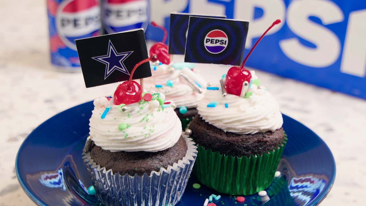 Dallas Cowboys x Better With Pepsi: Christmas Edition