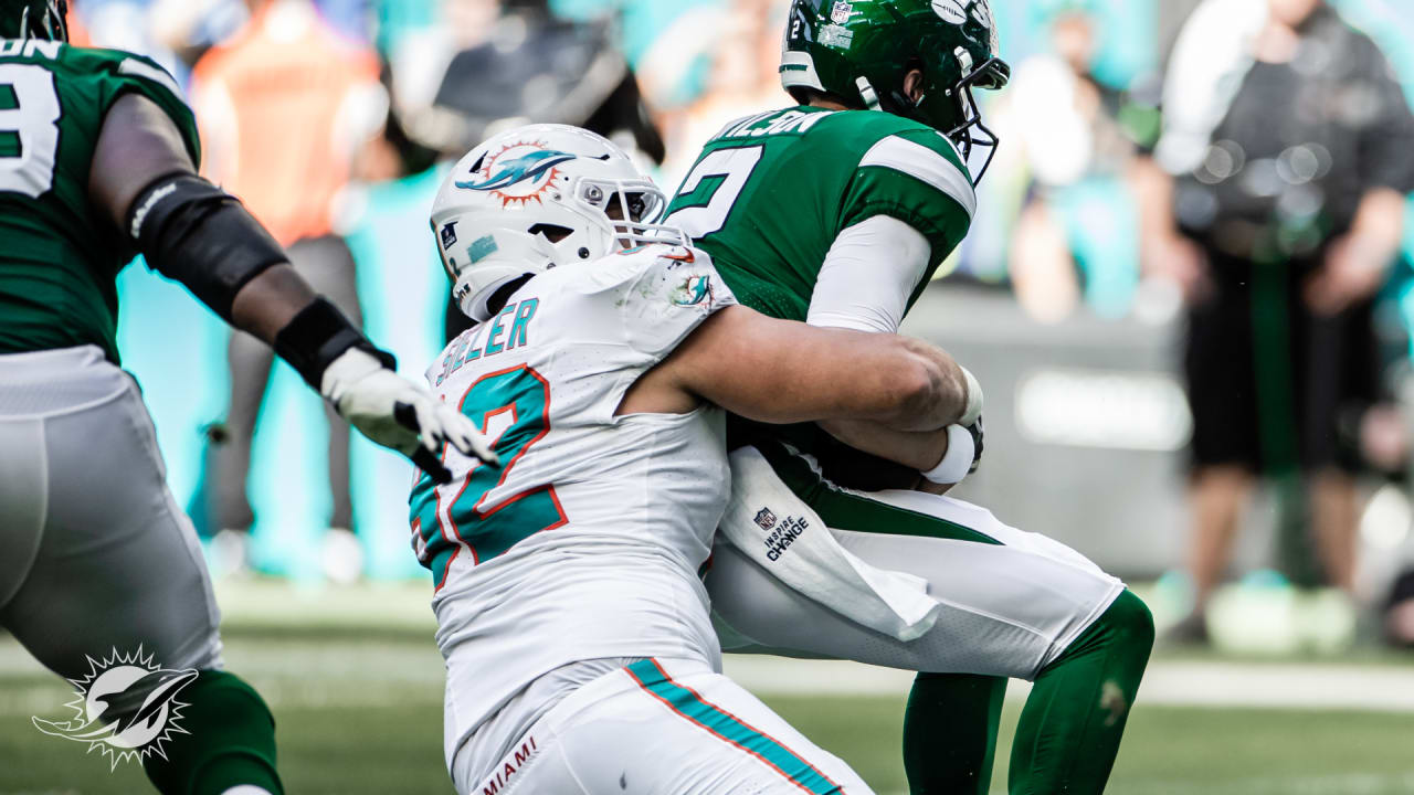 Zach Sieler Brings Down Zach Wilson on Third-and-Long for the Sack