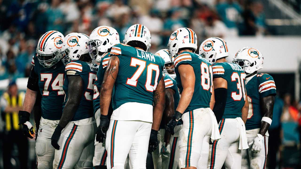 Game Day Photos: Miami Dolphins vs. Buffalo Bills