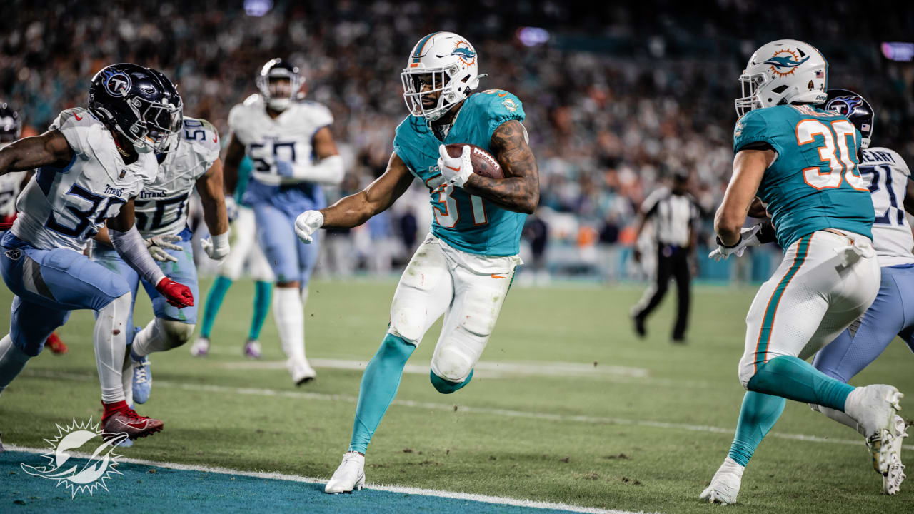 Raheem Mostert Gets to the Edge For Second TD Run