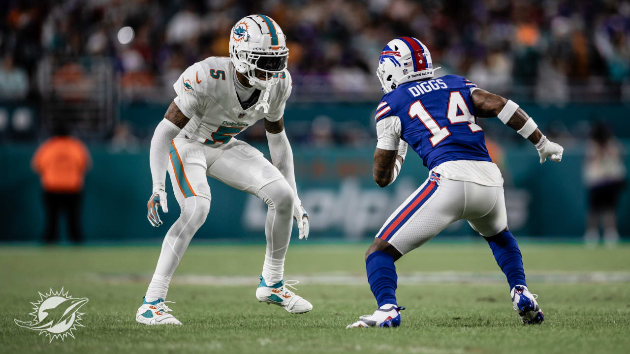 Miami Dolphins vs. Buffalo Bills Gameday Photos