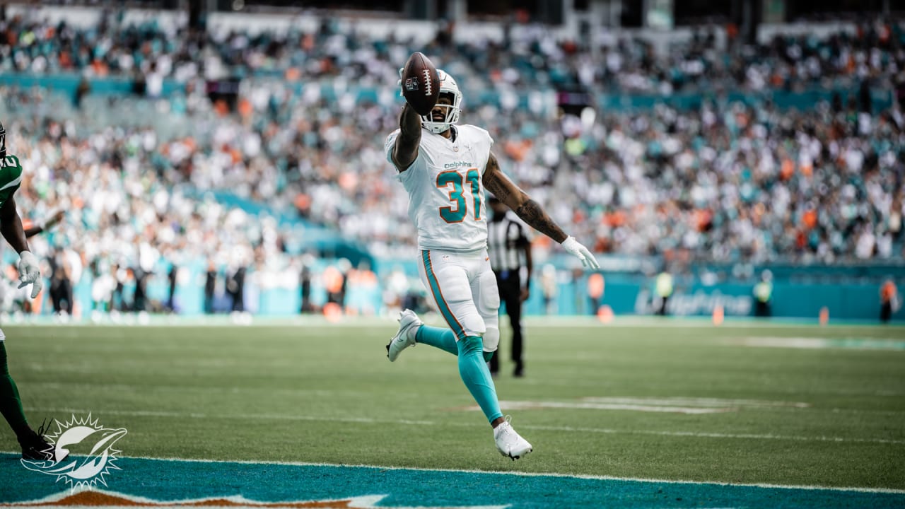 Raheem Mostert Breaks Two Single-Season Team Touchdown Records