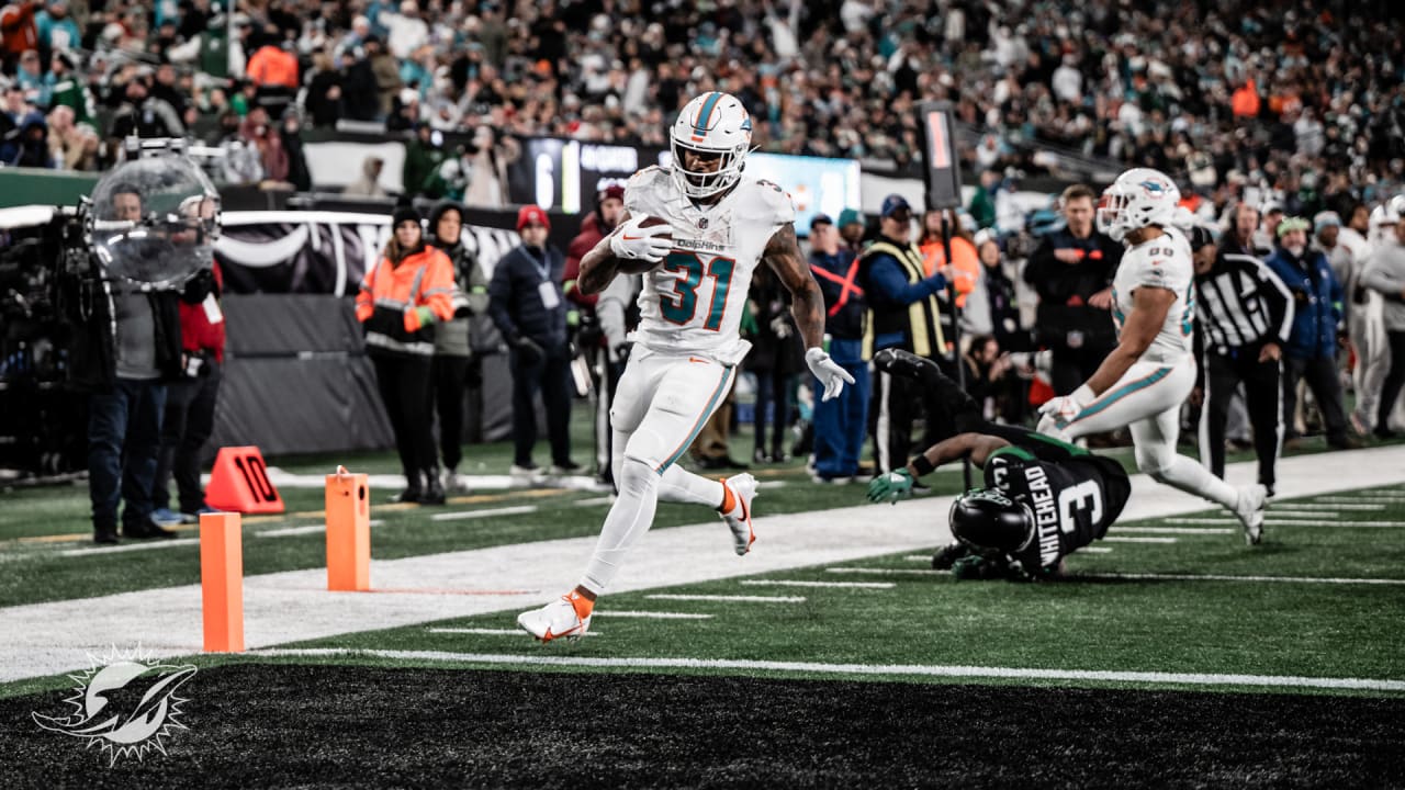 Raheem Mostert Bounces Outside for 13-Yard TD Run