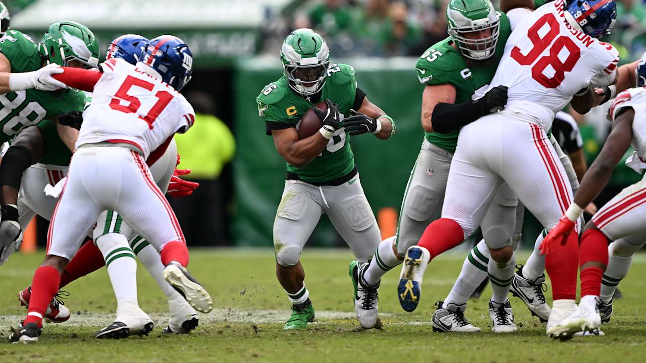 Offensive line asserts its dominance in vintage performance | Spadaro