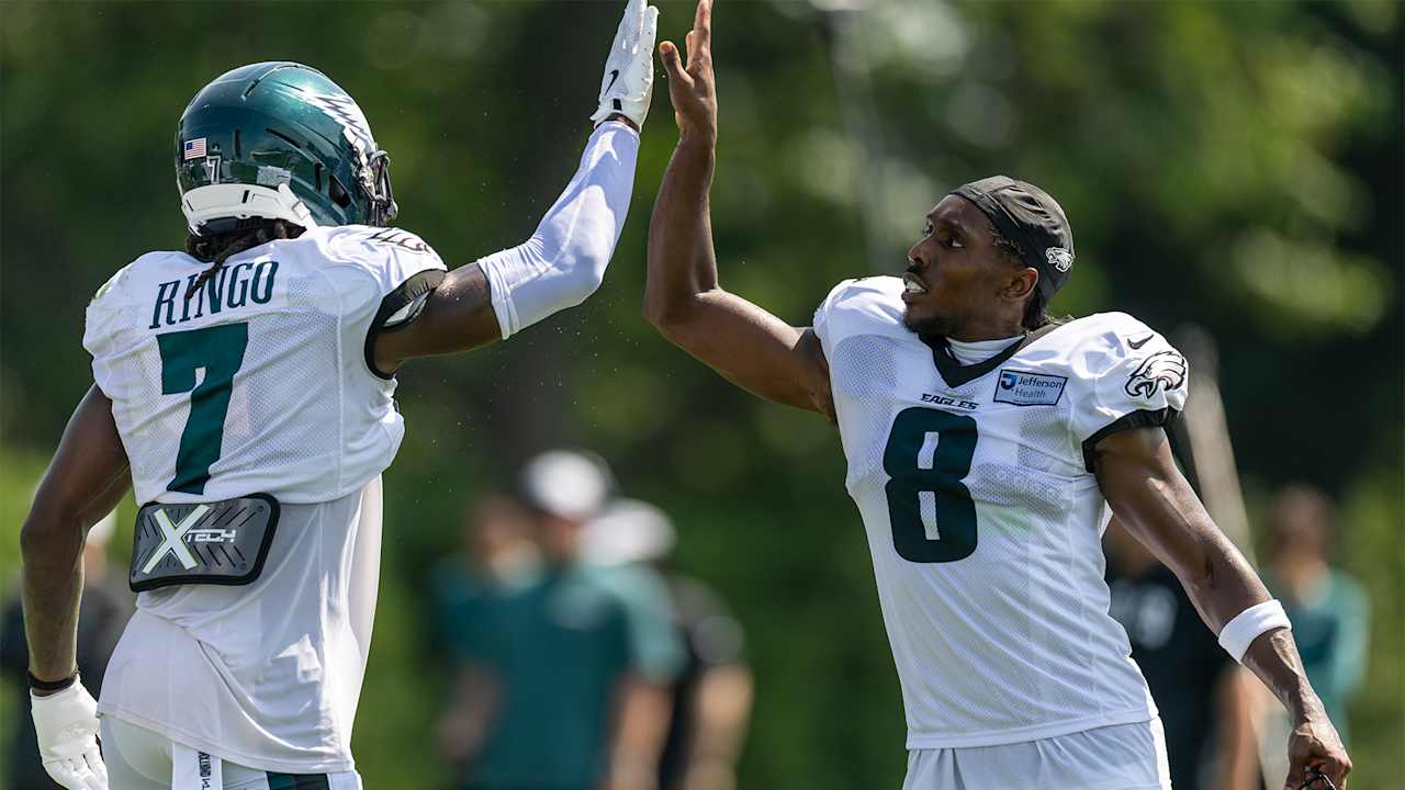 Eagles Training Camp Notebook: Defense impresses with full pads