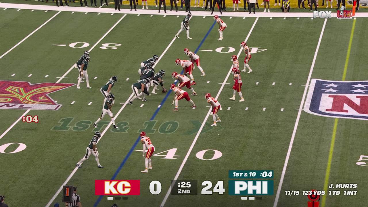 Highlight: Saquon Barkley sets new single-season rushing yards record