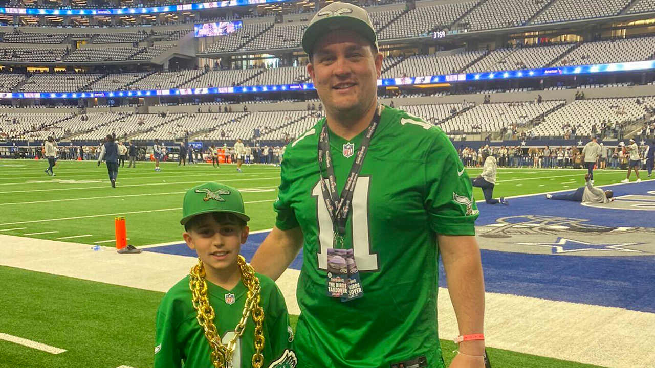 Eagles Everywhere: Australian fans bring new meaning to Eagles fans ...