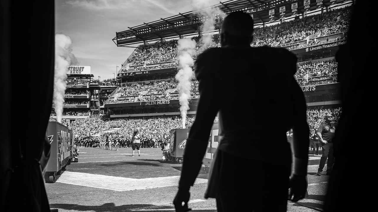 Photo Gallery: Eagles Off Field vs. Rams, Week 3
