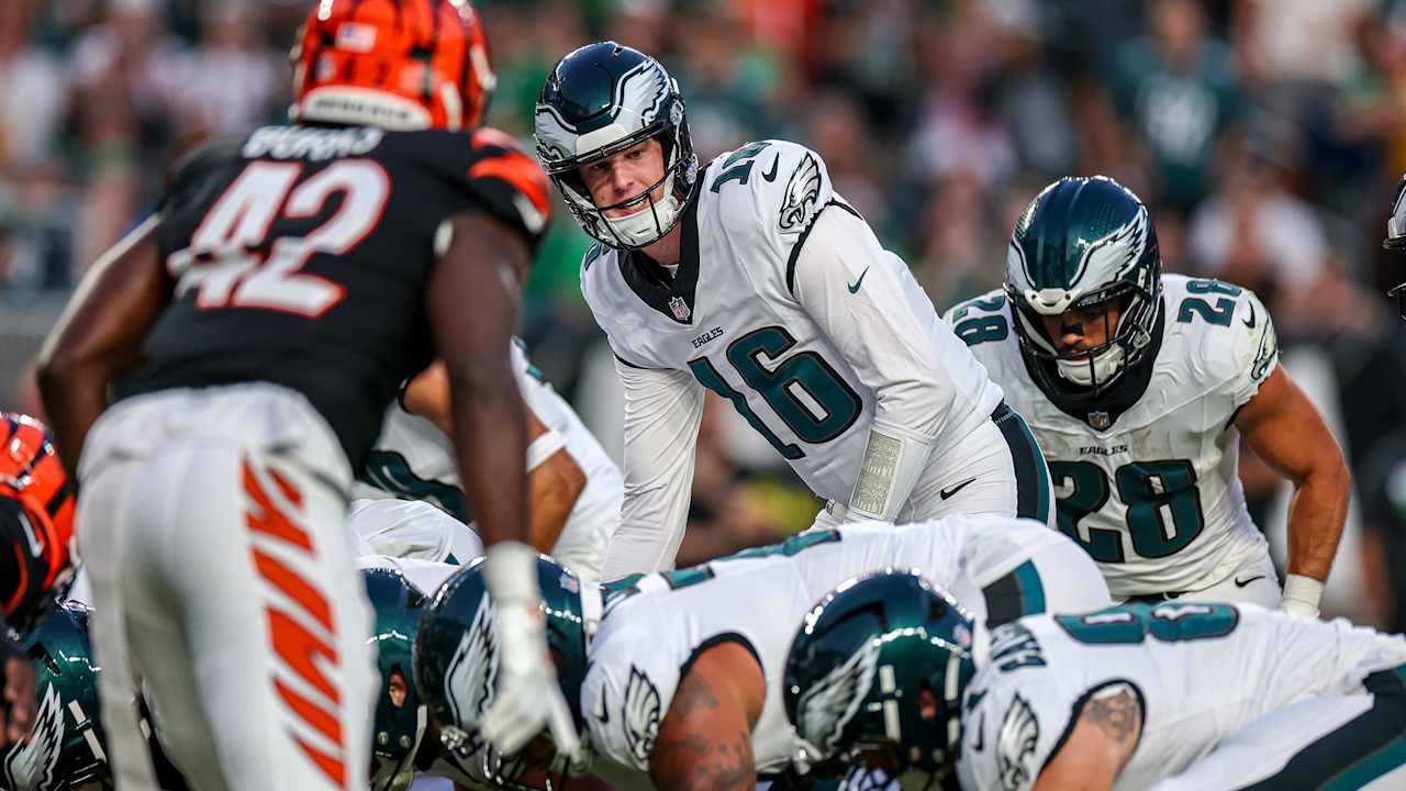 Highlight: Tanner McKee scores on Tush Push vs. Bengals