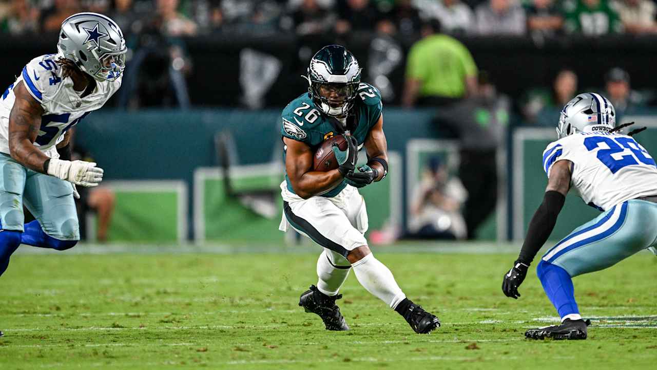 Highlight: Saquon Barkley infiltrates Cowboys' territory on 16-yard burst