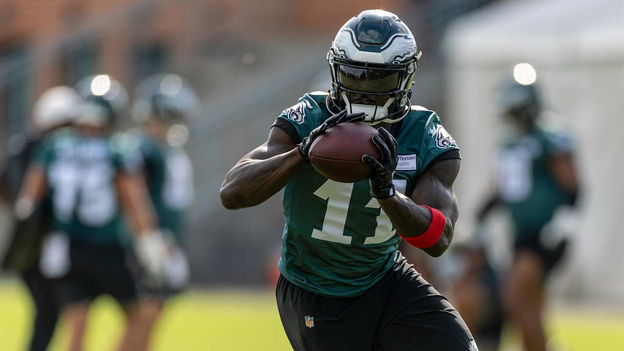 Photos: Preparing for the Broncos