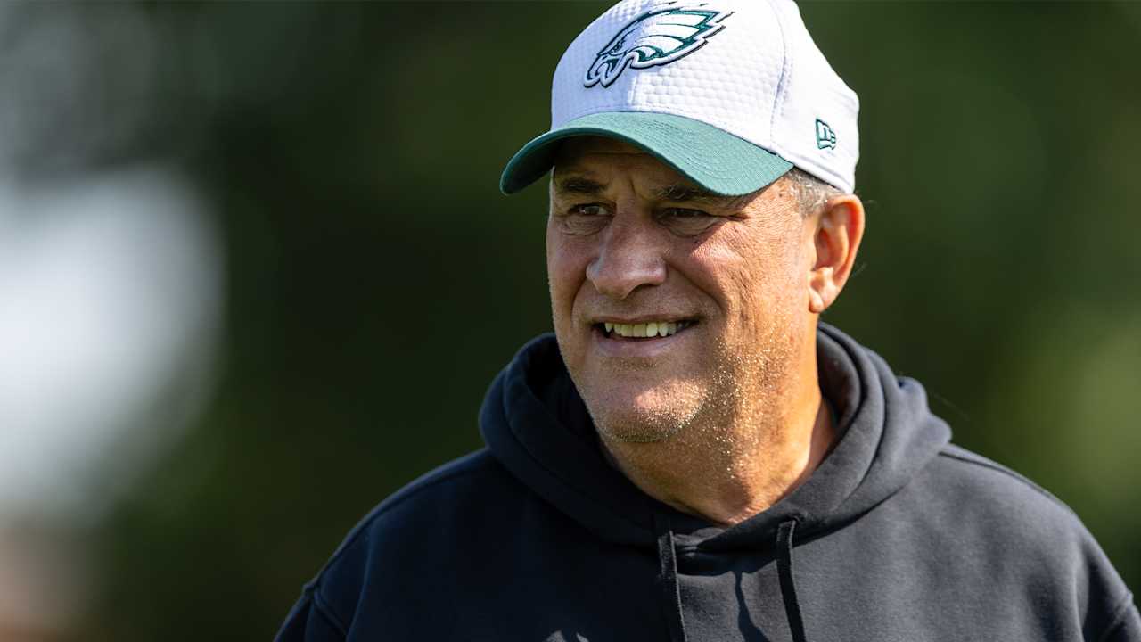 Vic Fangio named finalist for AP NFL Assistant Coach of the Year