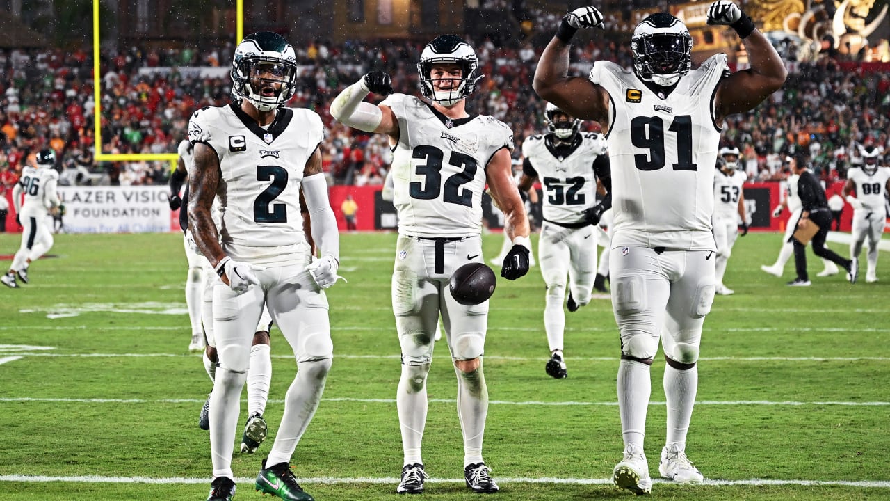 Best Moments Photo Gallery | Eagles vs. Buccaneers