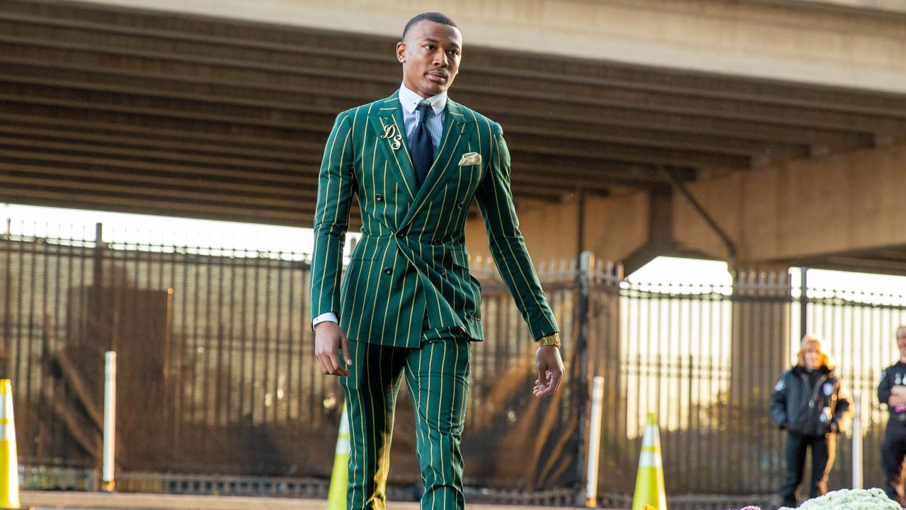 Stylish Smitty: What goes into DeVonta Smith’s love for fashion?