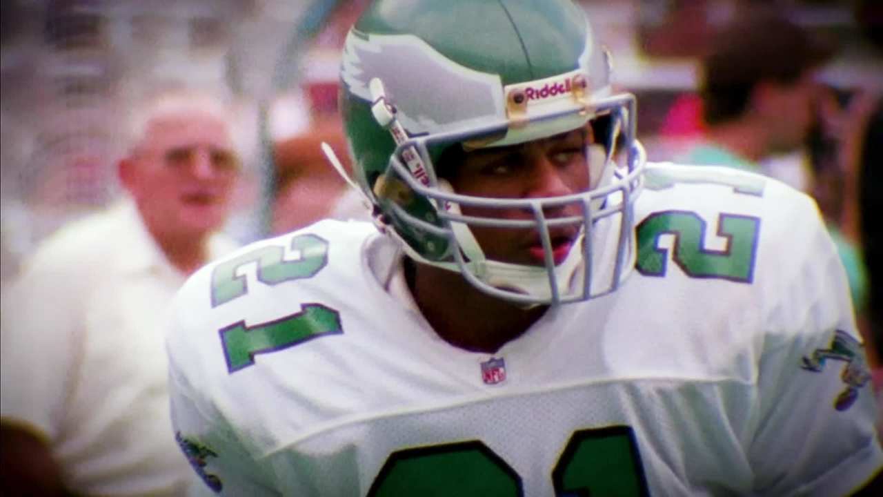 Eric Allen is presented by his sons for induction into the Pro Football ...