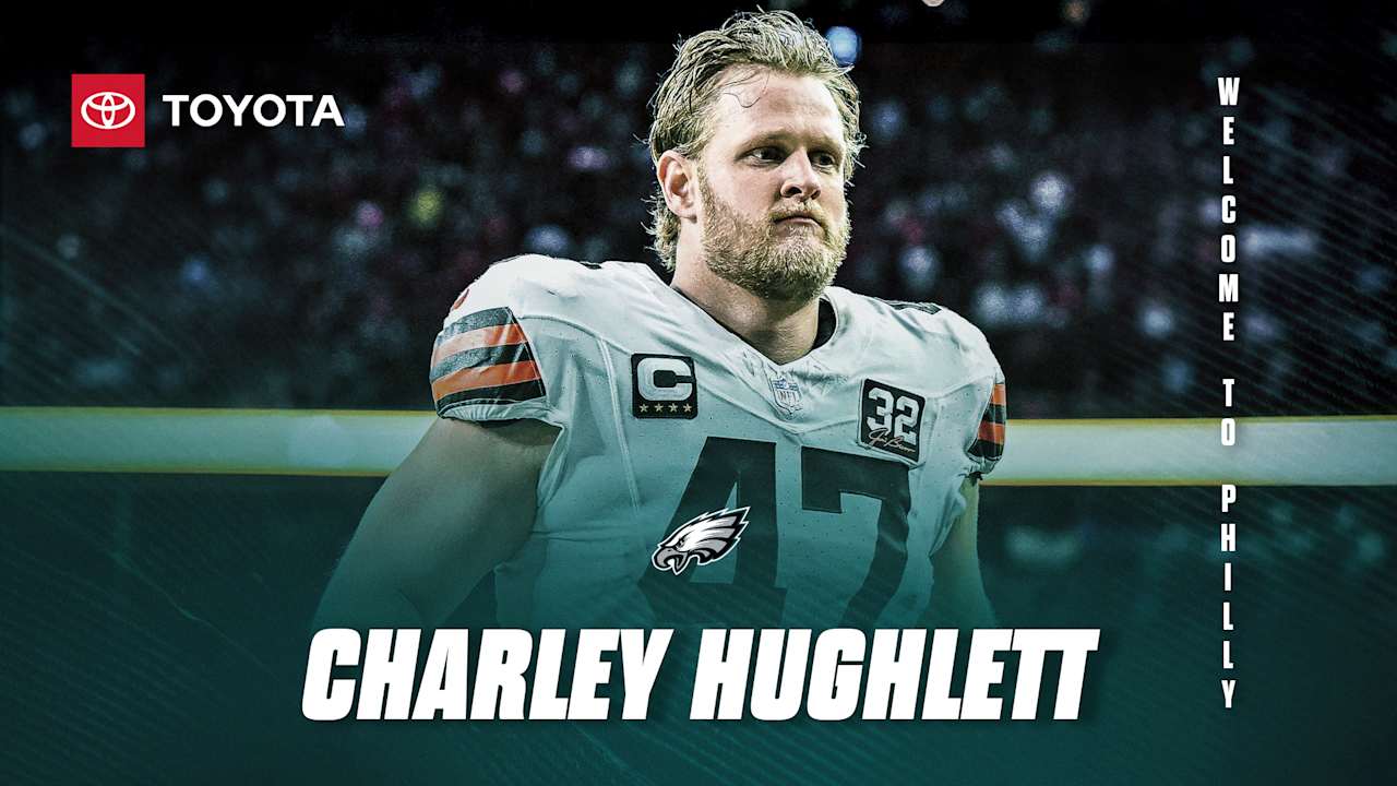 Eagles, Charley Hughlett agree to terms on one-year deal