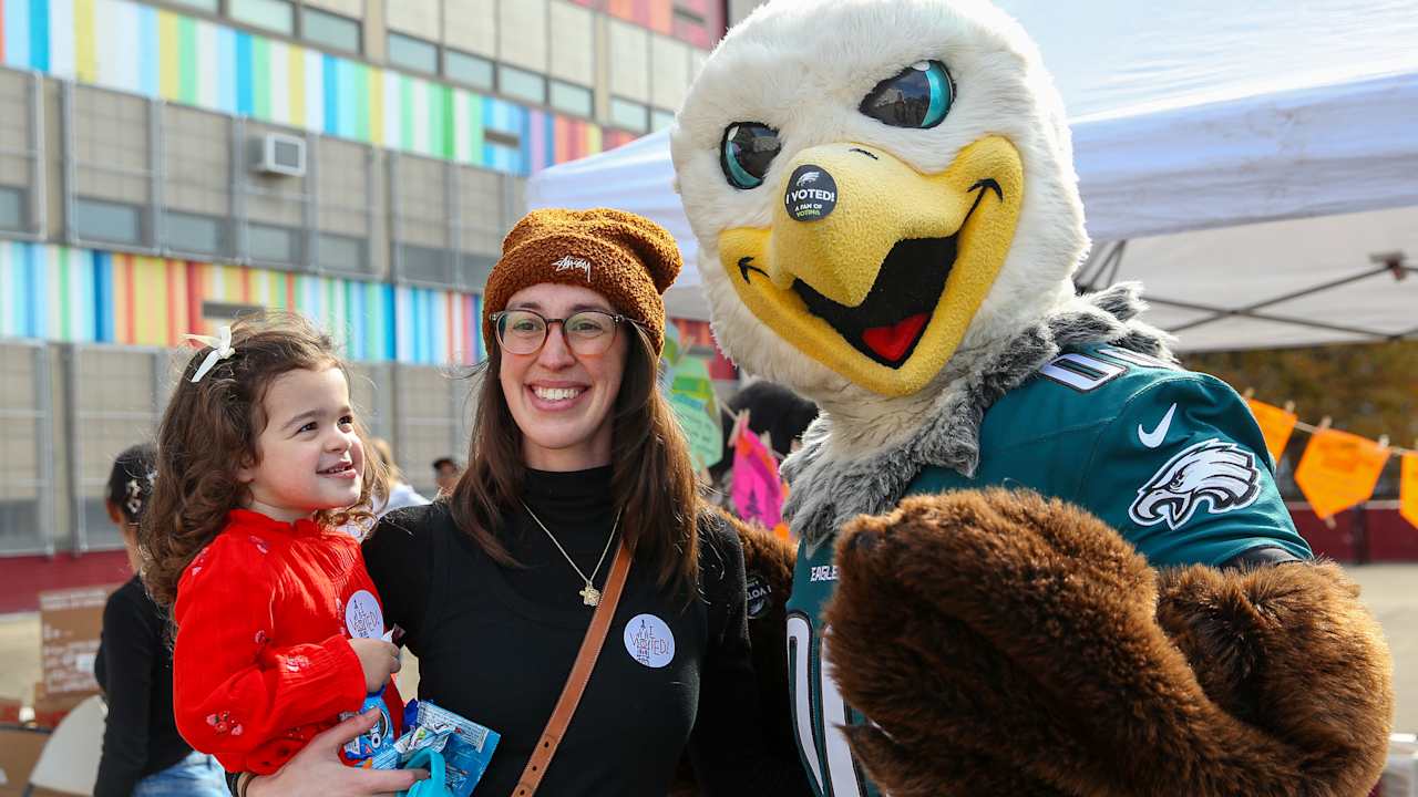 Photo Gallery: Eagles celebrate Election Day