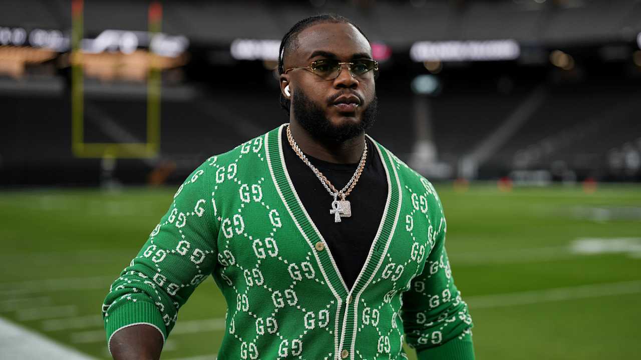 Arrival Photos | Week 15 Falcons vs Raiders