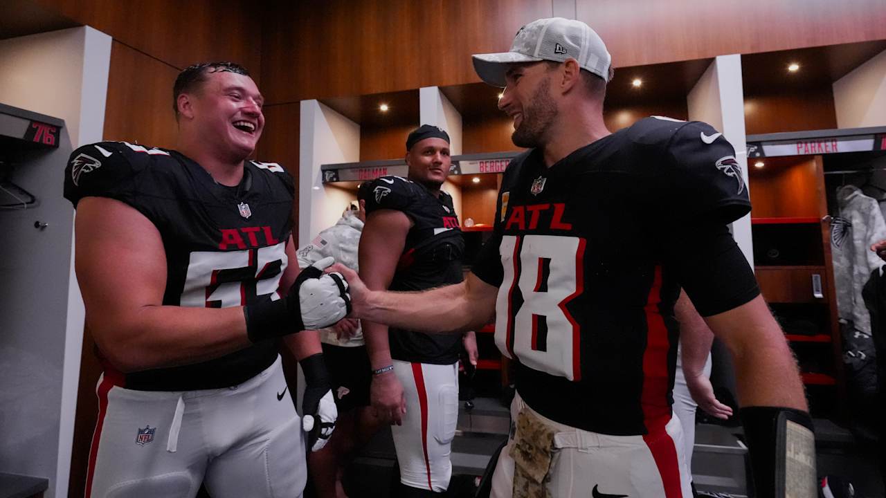Inside the Locker Room | Week 9 Falcons vs Cowboys