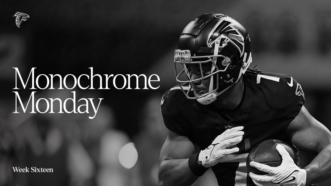Monochrome Monday | Week 16 Falcons vs Colts