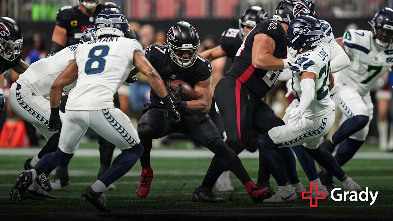Game Photos | Week 14 Falcons vs Seahawks