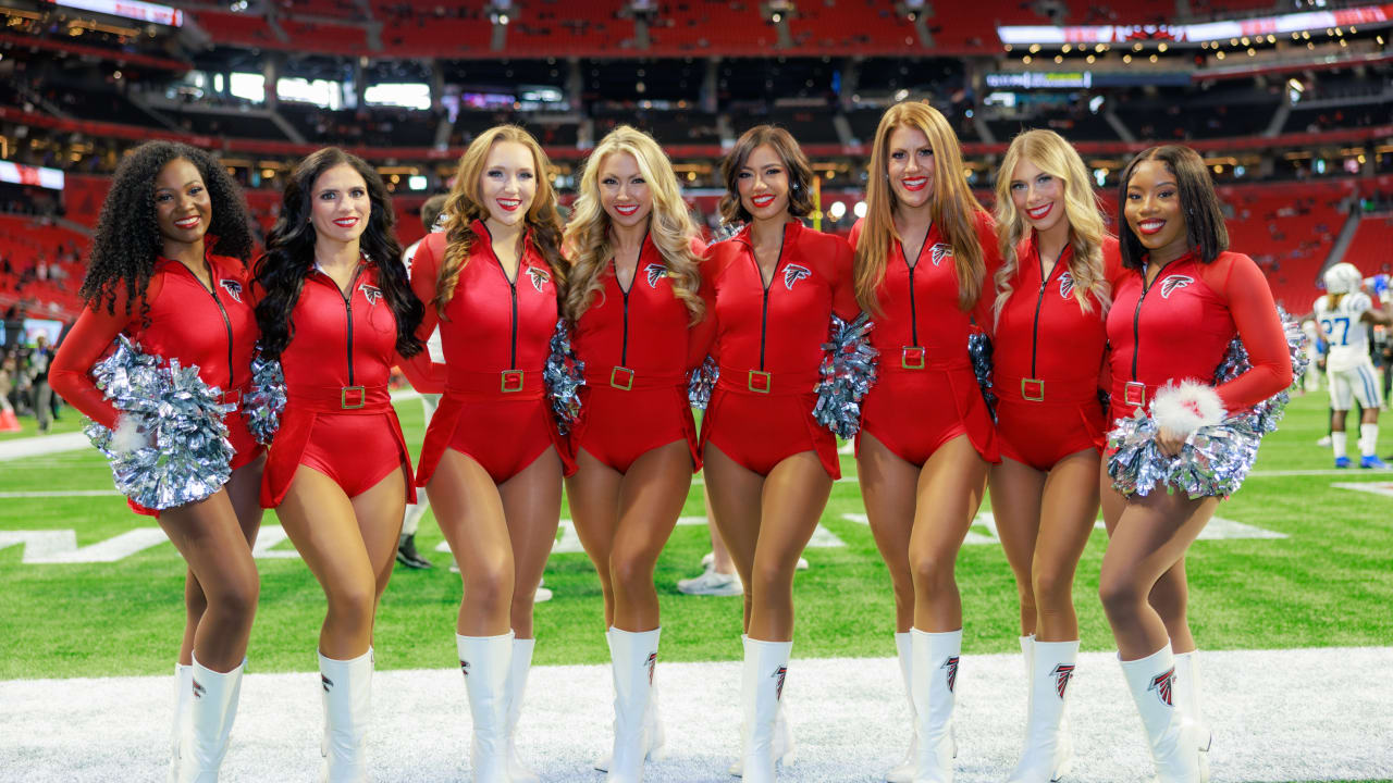 Atlanta Falcons Cheerleaders Gameday | Colts vs. Falcons