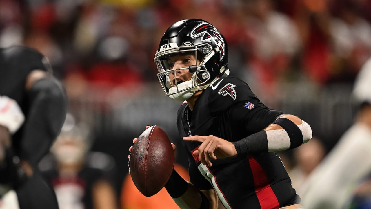 Ridder locates London for 26 yards after wicked route running