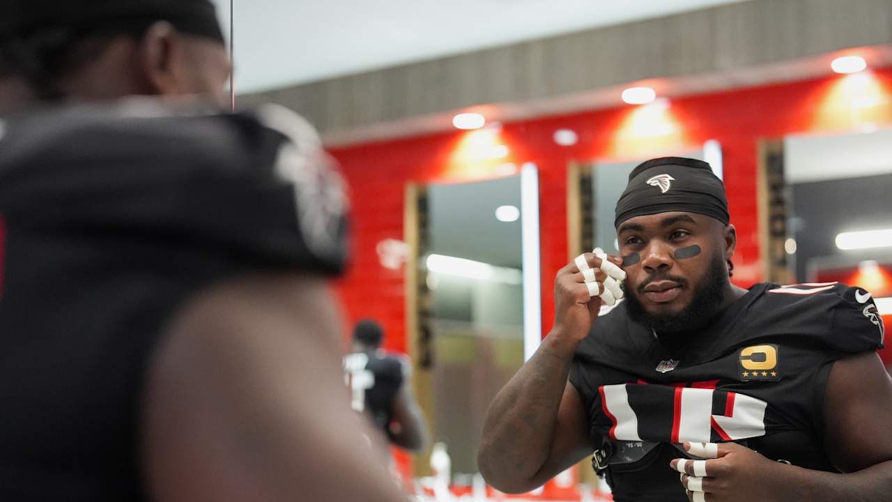 Inside the Locker Room | Week 3 Falcons vs Chiefs