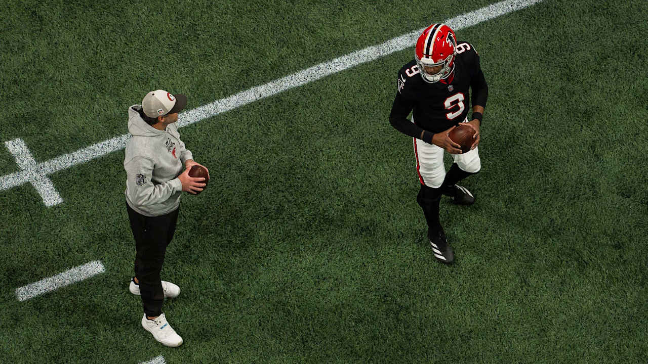 Zac Robinson moving to Falcons' sideline