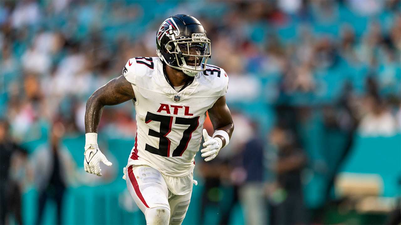 How will Bralen Trice, DeMarcco Hellams factor into Falcons’ defense?
