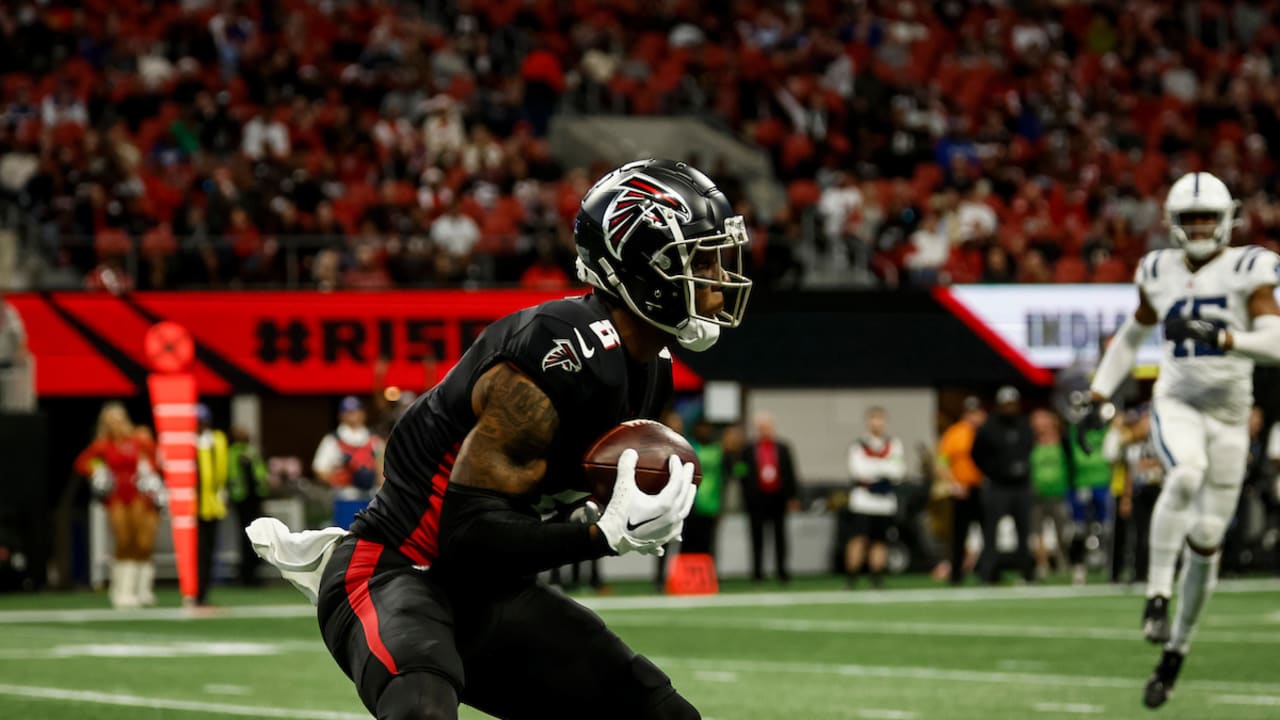 Taylor Heinicke with a 24-yard touchdown pass to Kyle Pitts vs ...