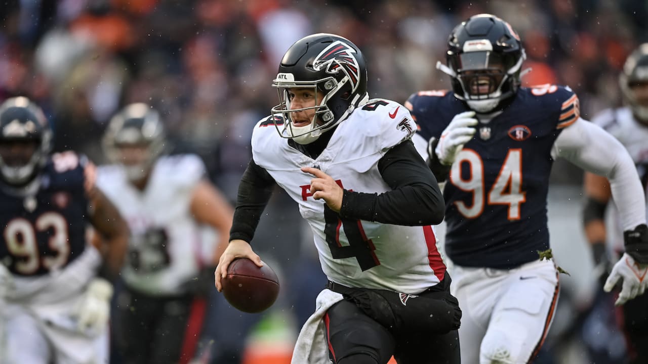 Taylor Heinicke rushes for a 24-yard touchdown vs. Chicago Bears