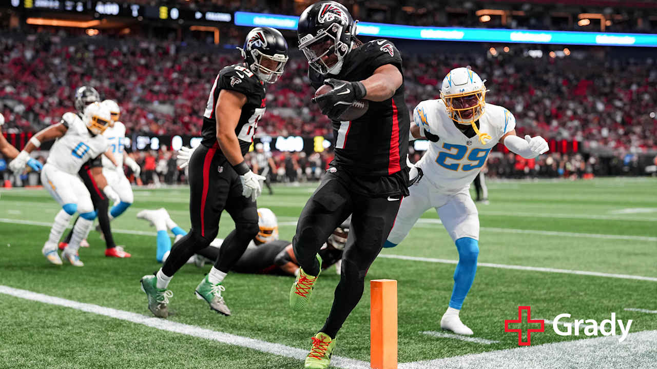 Game Photos | Week 13 Falcons vs Chargers