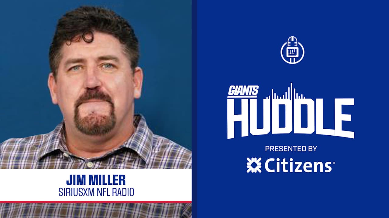 Giants Huddle | Jim Miller