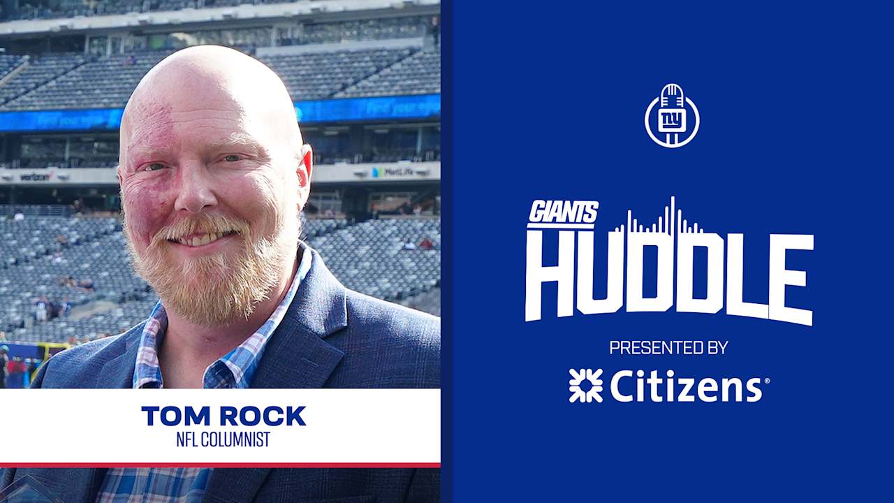 Giants Huddle | Tom Rock