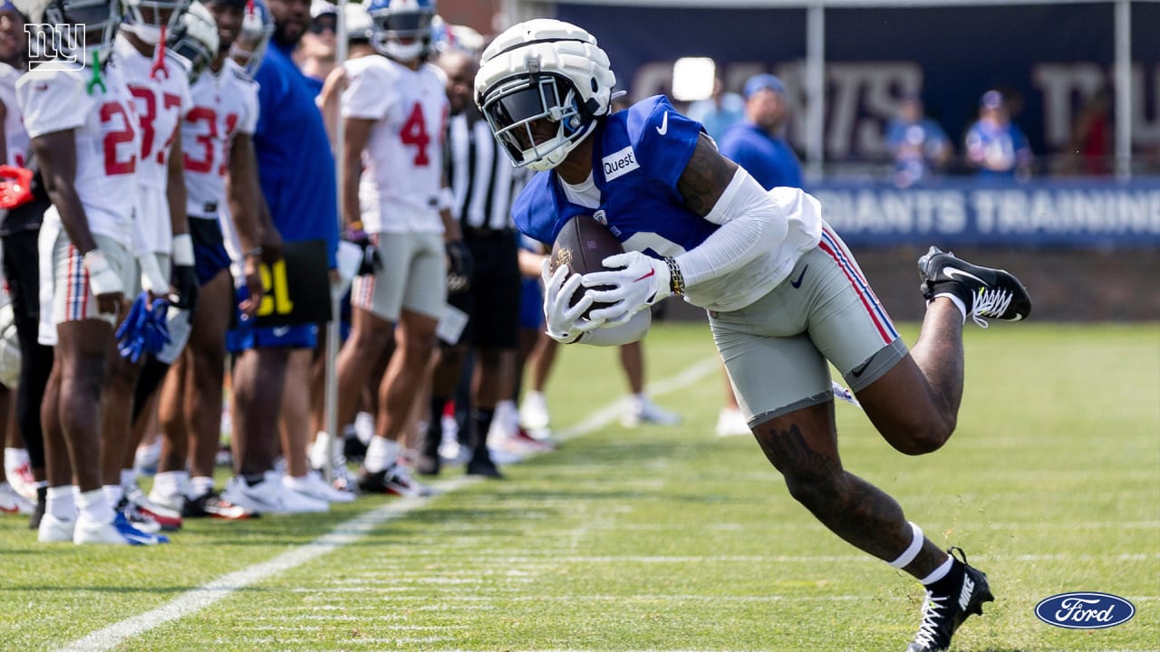 Top photos from Sunday at training camp